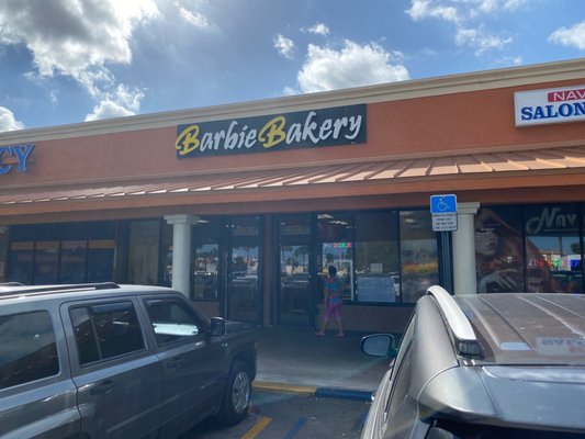 BARBIE BAKERY - 15 Photos & 23 Reviews - 3970 W 12th Ave, Hialeah ...
