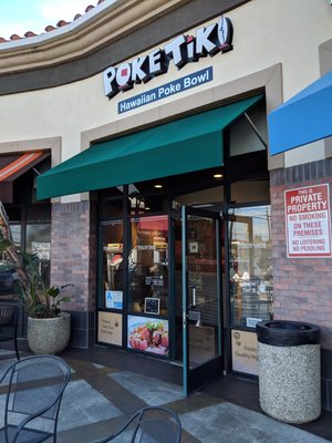 POKE TIKI - 396 Photos & 651 Reviews - 18509 Ventura Blvd, Los Angeles ...
