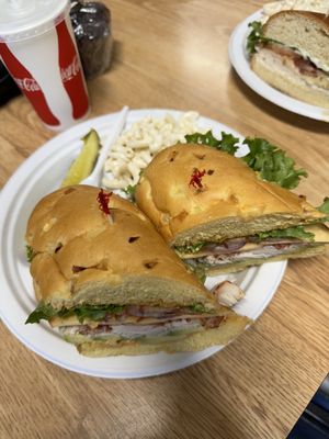 HELLO DELI - Updated July 2024 - 67 Photos & 126 Reviews - 2820 La ...