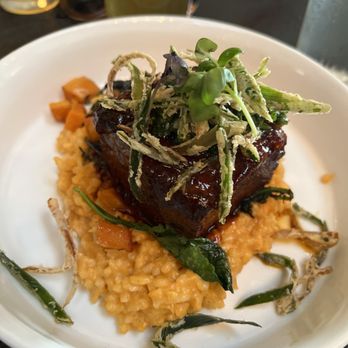 FLYING PIG PUB & KITCHEN - Updated April 2024 - 1764 Photos & 2244 ...