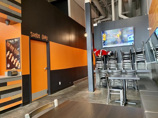 WING SNOB - Updated February 2025 - 30 Photos & 35 Reviews - 11988-104 ...