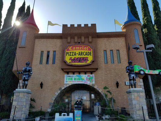 CAMELOT GOLFLAND - 570 Photos & 466 Reviews - Mini Golf - 3200 E ...