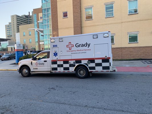 GRADY MEMORIAL HOSPITAL - 96 Photos & 129 Reviews - 80 Jesse Hill Jr Dr ...