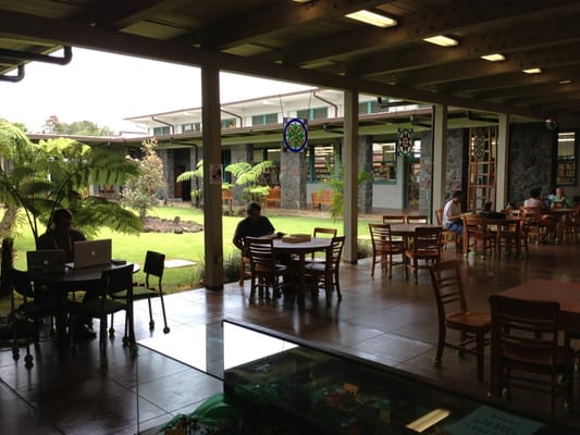 HILO PUBLIC LIBRARY - Updated December 2025 - 15 Photos & 24 Reviews ...
