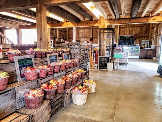 KREPS APPLE BARN & CIDER MILL - Updated January 2026 - 22 Photos ...