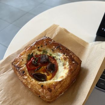 RE COFFEE - Updated July 2024 - 517 Photos & 253 Reviews - 9225 Reseda ...