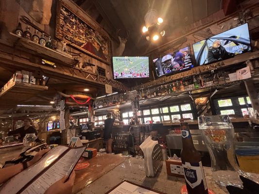 HOWDY’S - Updated September 2025 - 99 Photos & 28 Reviews - 101 Rowland ...