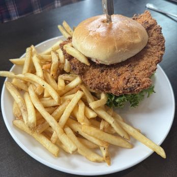 THE MASH HOUSE - Updated December 2024 - 220 Photos & 119 Reviews - 10 ...