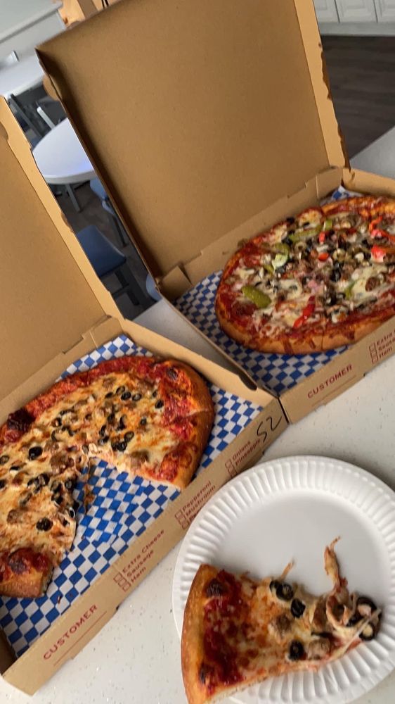 SURFSIDE PIZZA - SAN CLEMENTE, CA - Updated July 2024 - 166 Photos ...