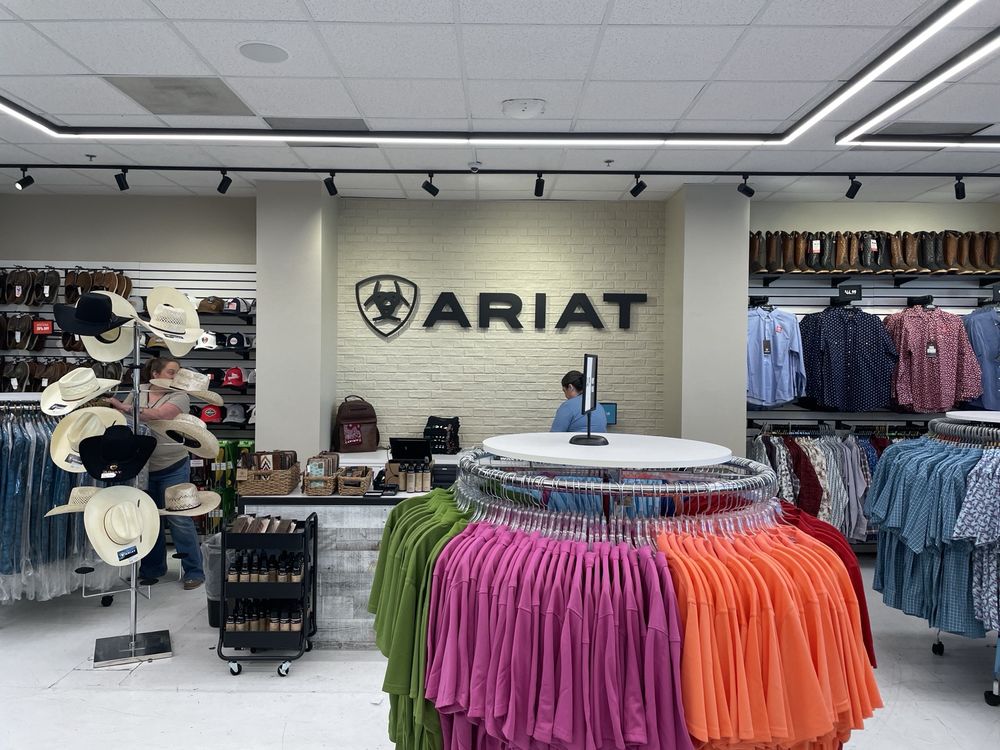 ARIAT - Updated July 2024 - 2796 Tanger Way, Barstow, California - Men ...