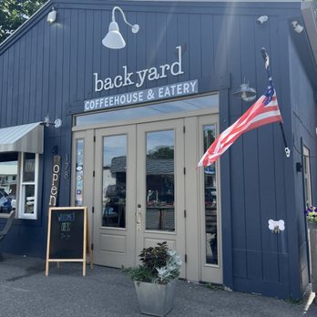 BACKYARD COFFEEHOUSE & EATERY - Updated July 2025 - 100 Photos & 192 Reviews - 178 Main St ...