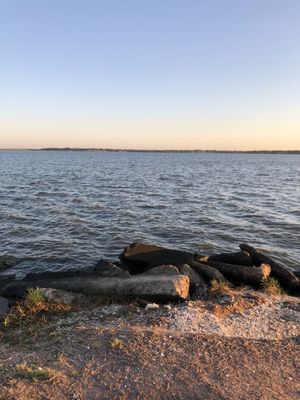 BAYTOWN NATURE CENTER - Updated April 2025 - 67 Photos & 16 Reviews ...