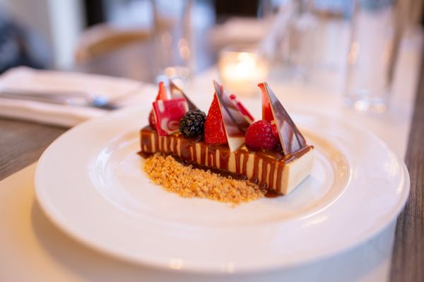 501 LOCAL - Updated August 2025 - 316 Photos & 155 Reviews - 501 ...