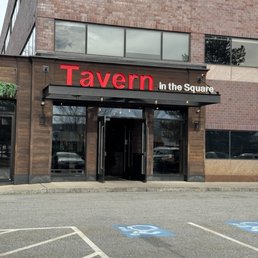 TAVERN IN THE SQUARE - Updated October 2025 - 417 Photos & 576 Reviews ...