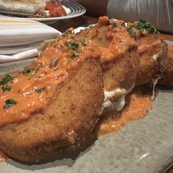 STANDARD REC - Updated November 2024 - 140 Photos & 76 Reviews - 49 E ...