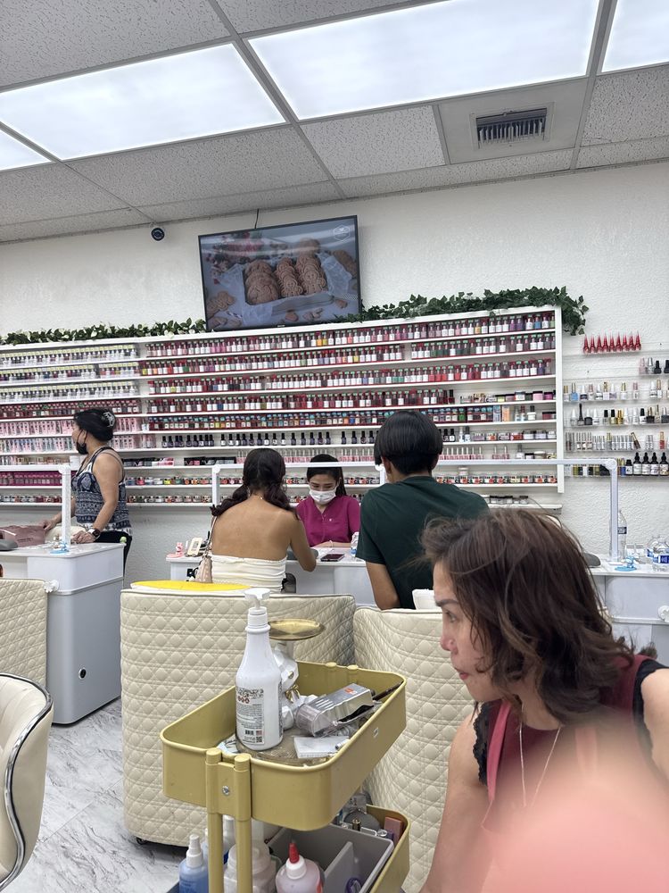 77 NAILS & LASH - Updated December 2025 - 114 Photos & 43 Reviews ...