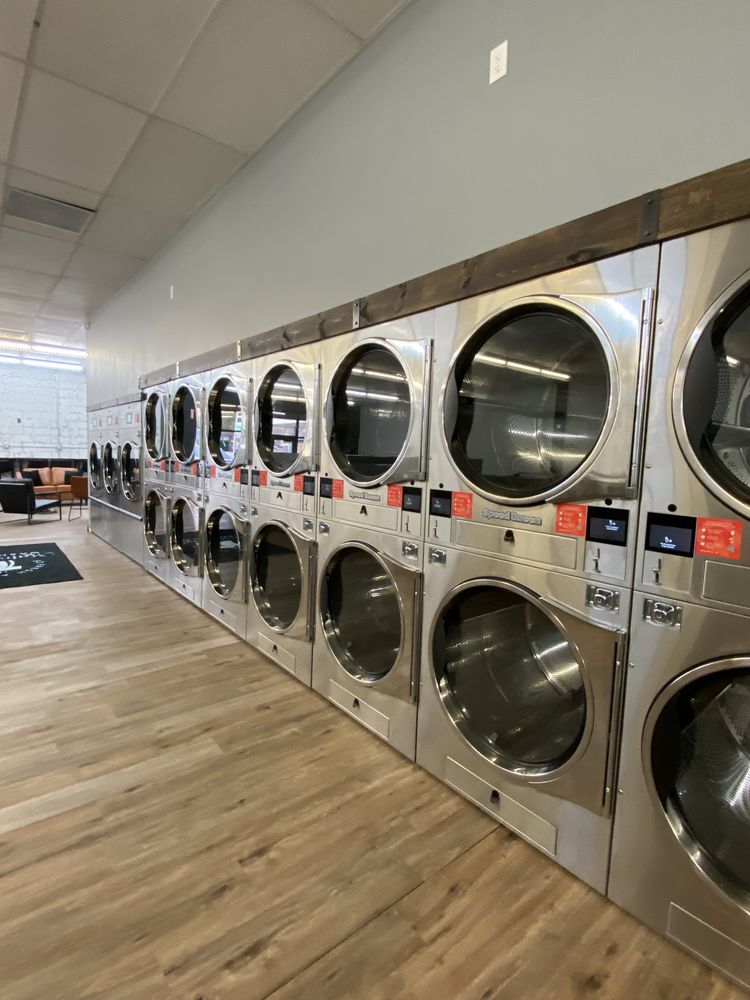 MAIN STREET WASHATERIA - Updated October 2025 - 10 Photos & 15 Reviews - 684 S Main St, Cedar ...