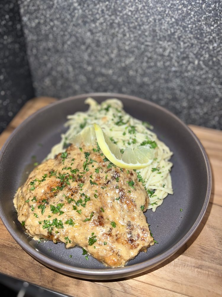 CALI FRESH KITCHEN - Updated October 2025 - 37 Photos - Ridgecrest ...