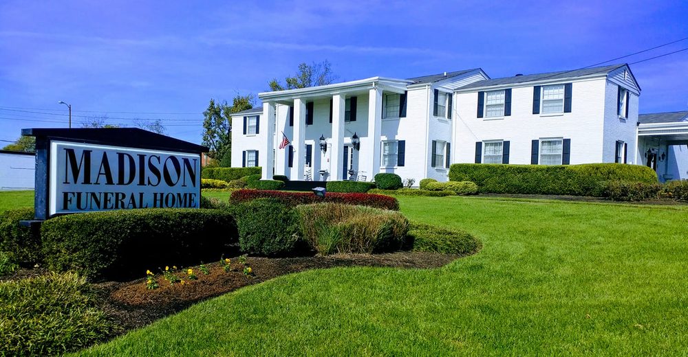 MADISON FUNERAL HOME - Updated November 2024 - 48 Photos - 219 E Old ...