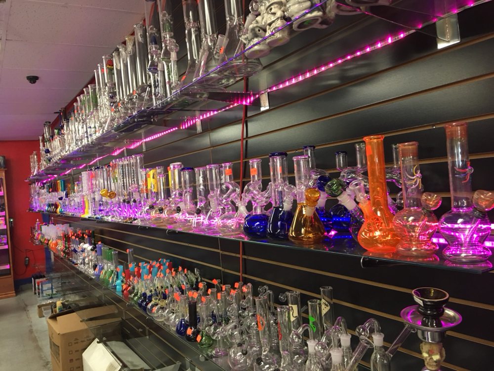 ACE MINI MART - Updated December 2025 - 38 Photos - 4750 E Broadway Rd ...