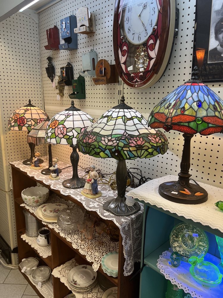 84 COLLECTIBLES & ANTIQUES - Updated December 2024 - 1045 Rte 519, Eighty Four, Pennsylvania ...