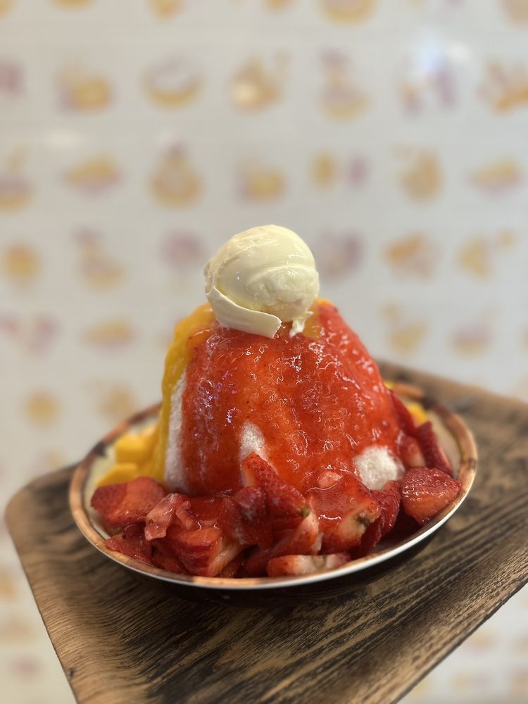 MEET FRESH - Updated October 2025 - 454 Photos & 221 Reviews - 133-36 ...