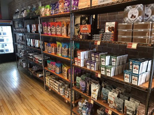 SANDERS CHOCOLATE & ICE CREAM SHOPS - 66 Photos & 34 Reviews - 436 S ...