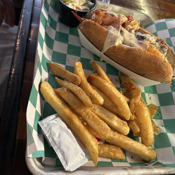 THE INISHSHOR - Updated October 2025 - 46 Photos & 19 Reviews - 16 Main ...