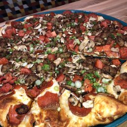 ROUND TABLE PIZZA - 71 Photos & 99 Reviews - 2540 San Ramon Valley Blvd ...