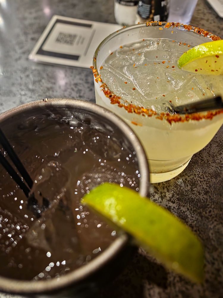 FIFTH & FIRE - Updated May 2025 - 82 Photos & 21 Reviews - 551 Broad St ...