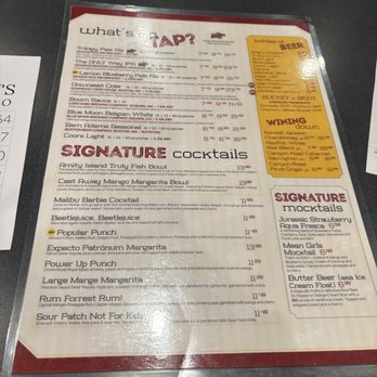 CHUNKY’S CINEMA PUB - MANCHESTER - Updated January 2026 - 80 Photos ...