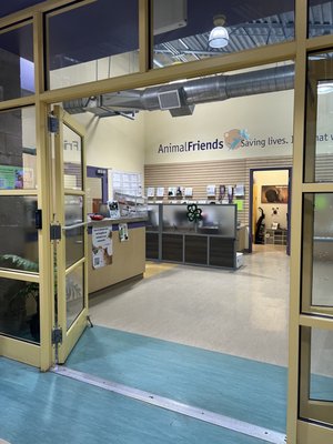 ANIMAL FRIENDS - Updated November 2024 - 80 Photos & 75 Reviews - 562 ...