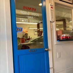 VENUS AUTOMOTIVE BODY SHOP - 27 Reviews - 1915 E Truman Rd, Kansas City ...