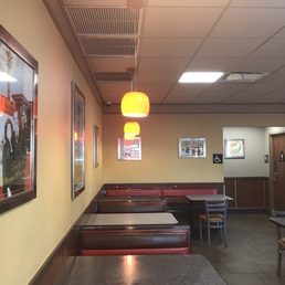 CARL’S JR - Updated July 2025 - 77 Photos & 109 Reviews - 1005 S ...