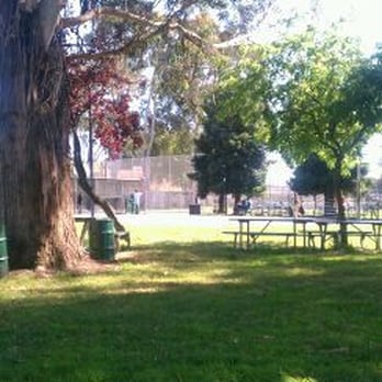 WEEKES COMMUNITY CENTER-PARK - Updated September 2025 - 17 Photos & 13 ...