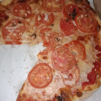 EST EST EST PIZZA - Updated September 2024 - 124 Photos & 195 Reviews ...