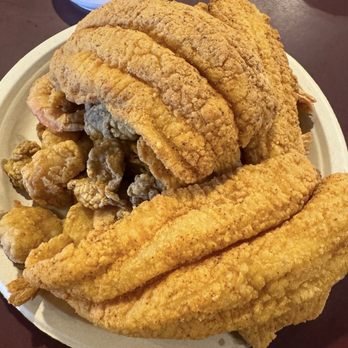 THE SHELLHOUSE SEAFOOD RESTAURANT - Updated December 2025 - 317 Photos ...