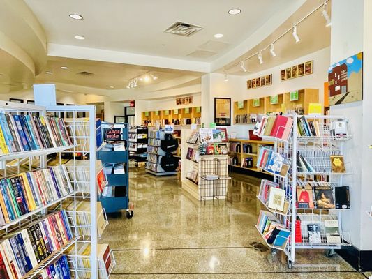 SAHARA WEST LIBRARY - Updated December 2025 - 353 Photos & 158 Reviews ...