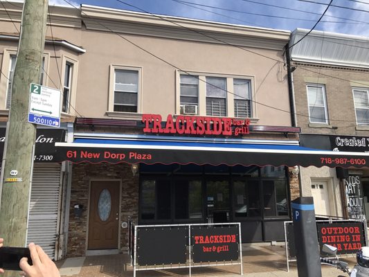 TRACKSIDE BAR & GRILL - Updated July 2025 - 18 Photos & 28 Reviews - 61 ...