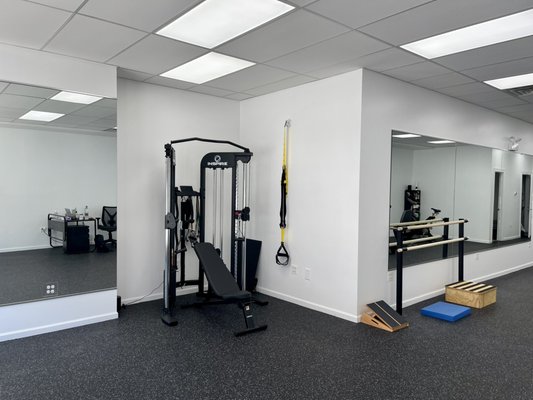 LINCOLN PARK PHYSICAL THERAPY - Updated July 2025 - 13 Reviews - 2911 N ...