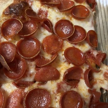 FERRONI’S PIZZA - Updated August 2024 - 138 Photos & 102 Reviews - 347 ...