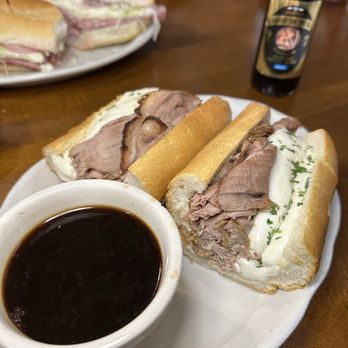 VINNIE’S MOOTZ - Updated December 2025 - 134 Photos & 88 Reviews - 356 ...