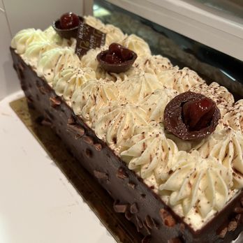 RENAUD’S PATISSERIE & BISTRO - Updated January 2026 - 715 Photos & 636 ...