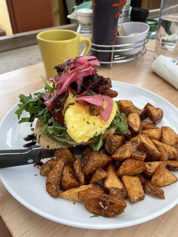 SUNNY POINT CAFÉ - 2297 Photos & 2245 Reviews - 626 Haywood Rd ...