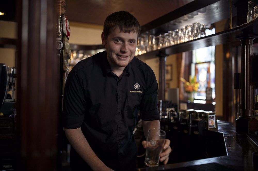 THE EAGLE - Updated July 2025 - 10 Photos - 15 Clifton Road, London ...