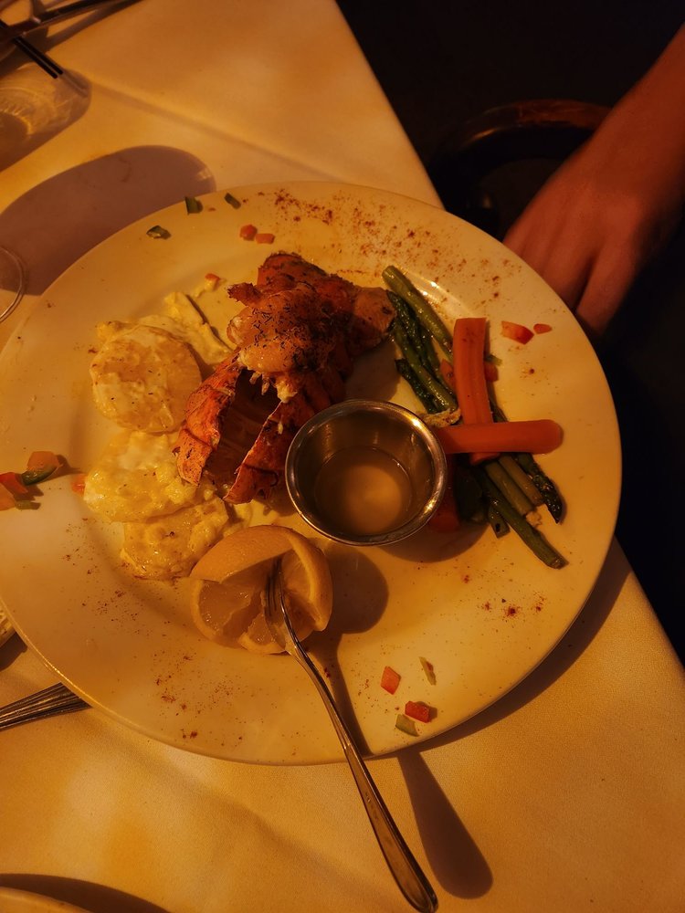 CALVERT’S RESTAURANT - 58 Photos & 53 Reviews - 475 Highland Ave ...