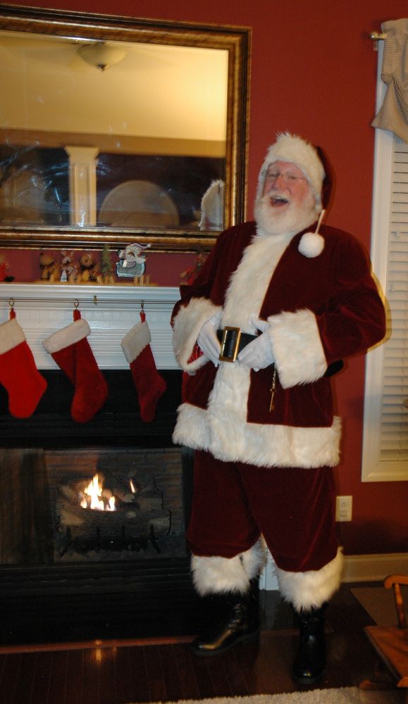 SANTA HAL - Updated March 2025 - 15 Photos - Indian Trail, North ...