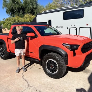 RIGHT TOYOTA - Updated April 2025 - 282 Photos & 1058 Reviews - 7701 E ...