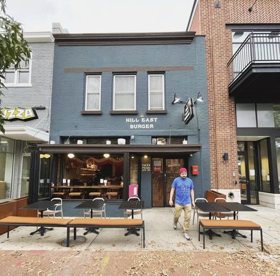 HILL EAST BURGER - 55 Photos & 25 Reviews - 1432 Pennsylvania Ave SE ...