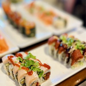 IJJI 2 SUSHI & JAPANESE STEAKHOUSE - Updated December 2024 - 981 Photos ...